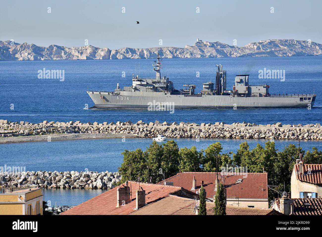 The Greek warship Prometheus A374 arrives at the French Mediterranean ...