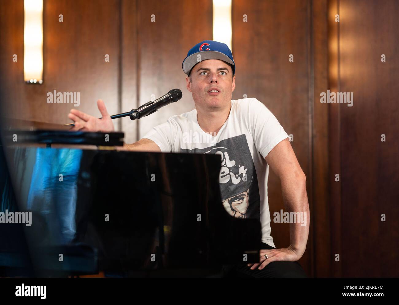 03 August 2022, Hessen, Frankfurt/Main: Canadian singer, guitarist and ...