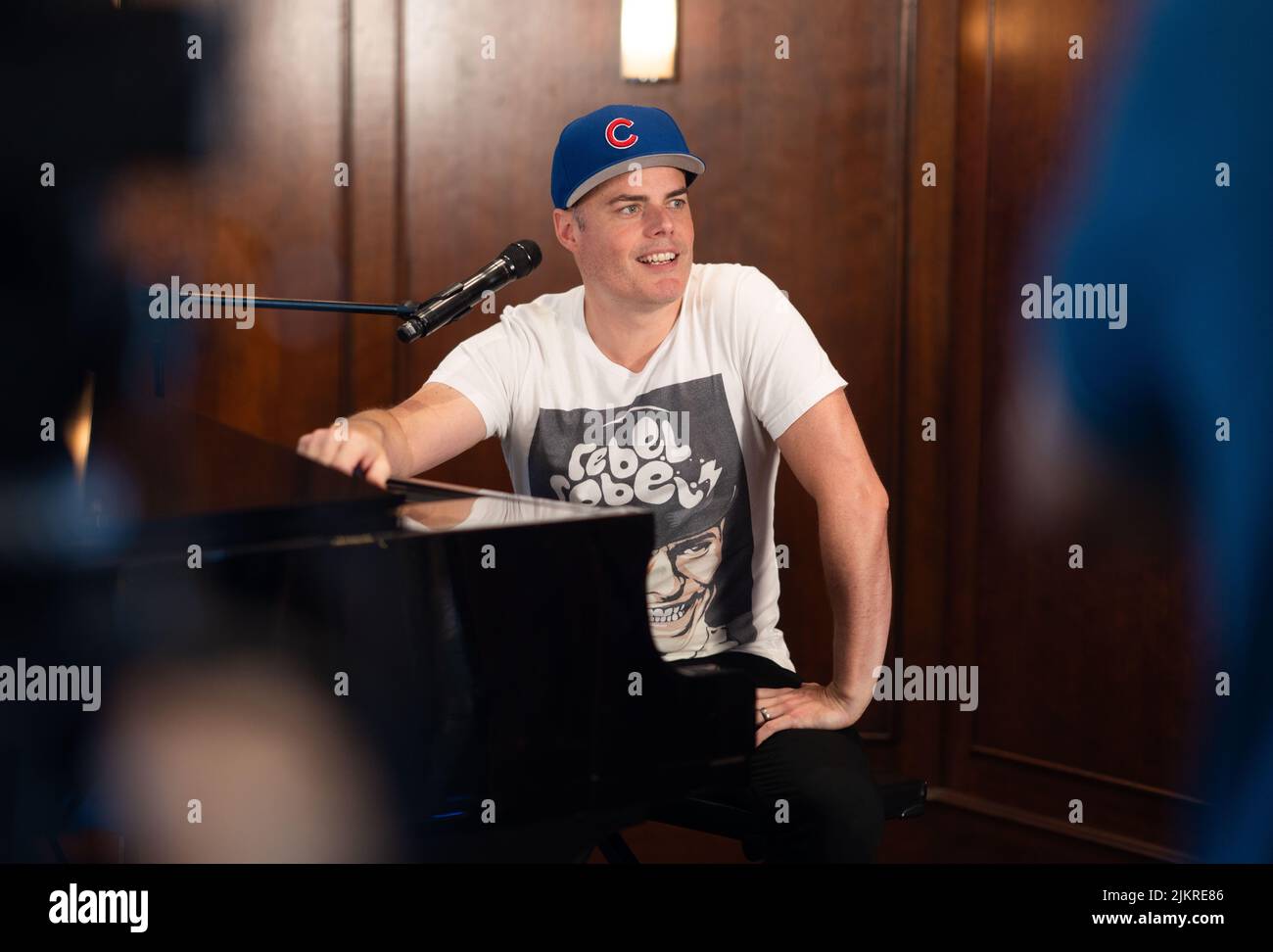 03 August 2022, Hessen, Frankfurt/Main: Canadian singer, guitarist and ...