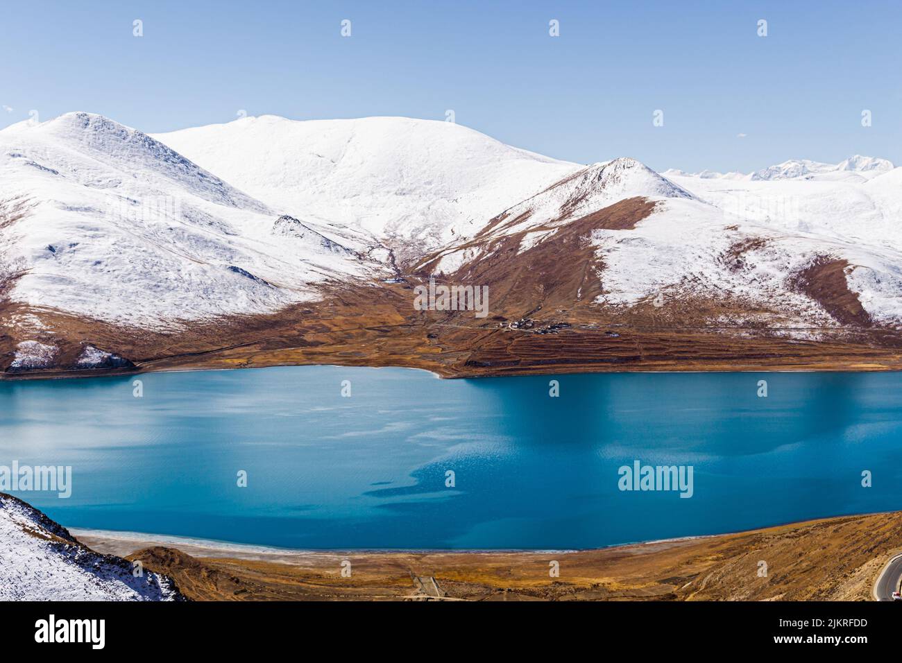 Yamdrok lake is a freshwater lake located in Nangartse County, Shannan ...