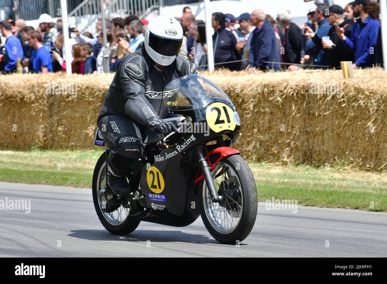 Leon Morris, Seeley G50, 100 Years of the Ulster Grand Prix, bikes and ...