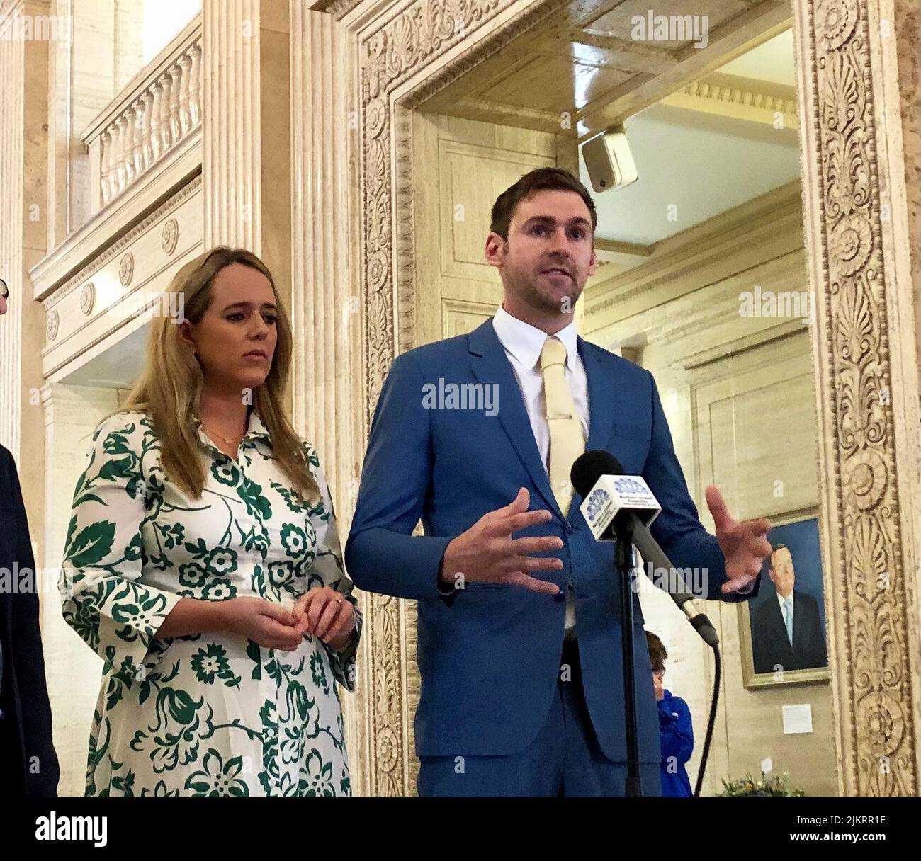 Mlas in the great hall of parliament buildings hi-res stock photography ...