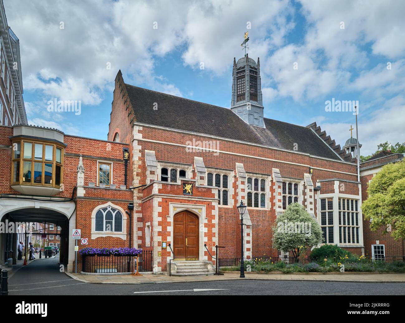 Grays inn chapel hi-res stock photography and images - Alamy