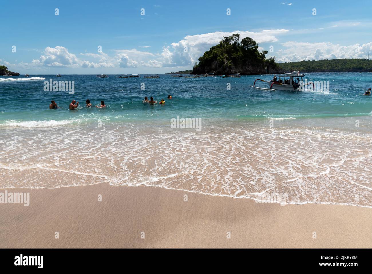 Nusa Penida, Indonesia - April 01, 2019: View of people enjoying sunny ...
