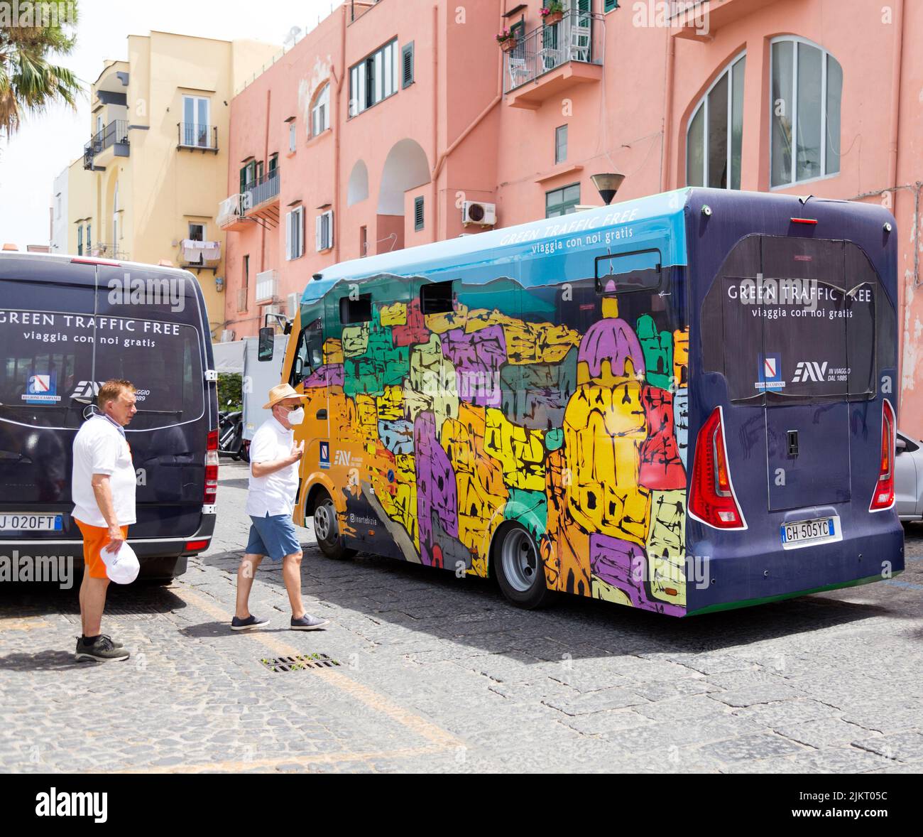 Scenic zero emission electric vehicle hi-res stock photography and ...