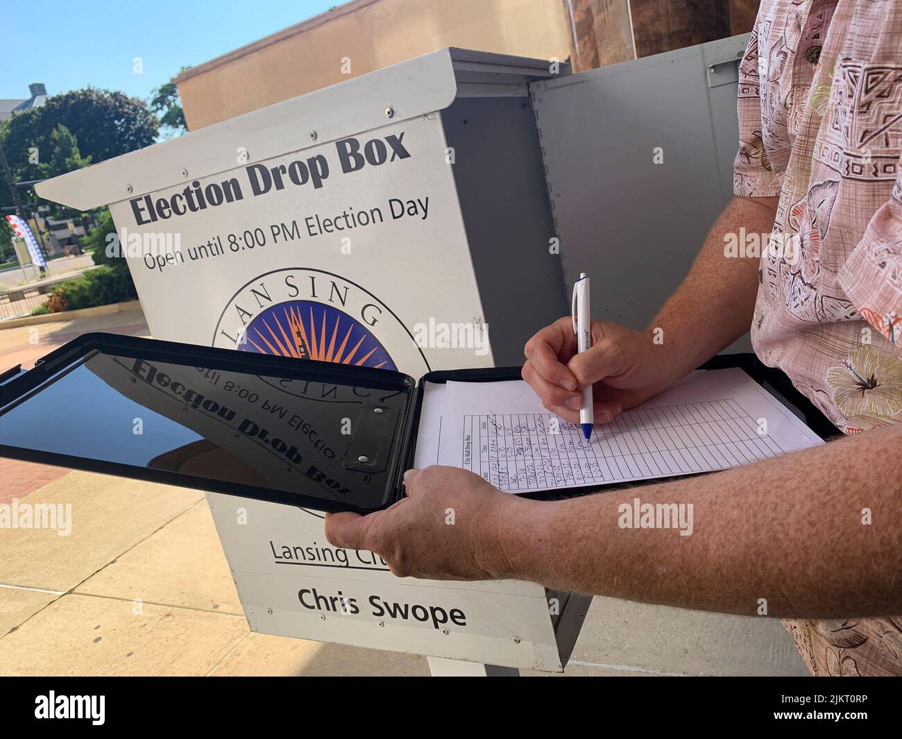 2022 election ballot drop box hi-res stock photography and images - Alamy