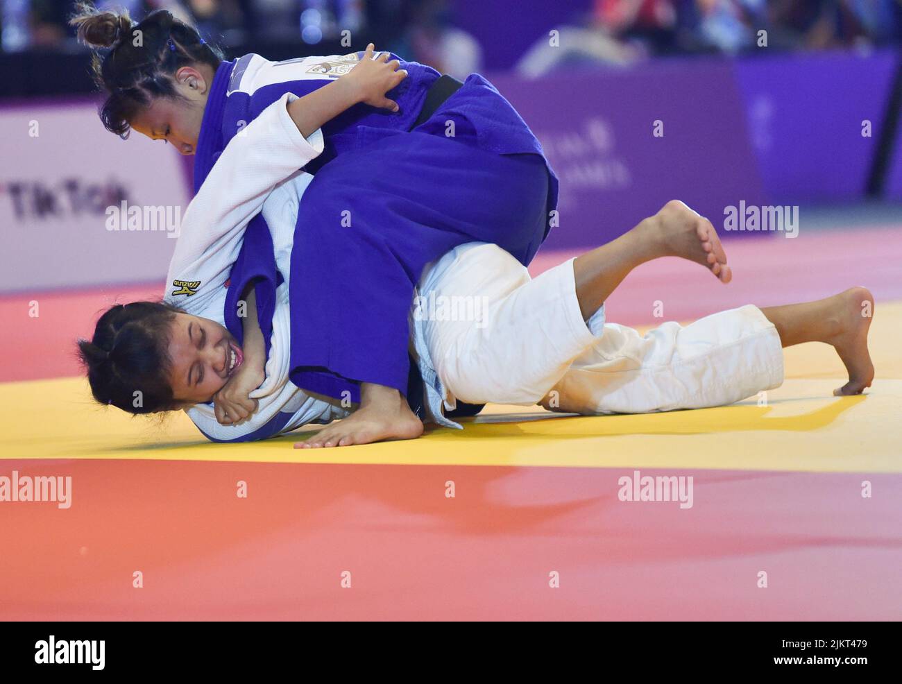 Surakarta, Indonesia. 3rd Aug, 2022. Gian Nita Almira Rusmanto (top) of ...