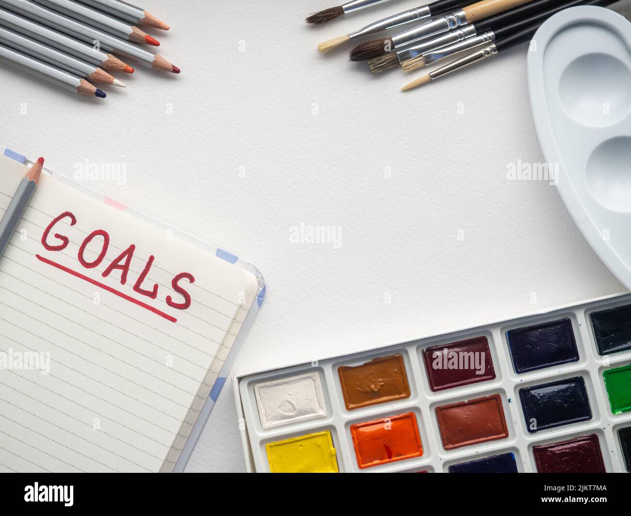 Goals in notepad lettering with red paints Stock Photo - Alamy