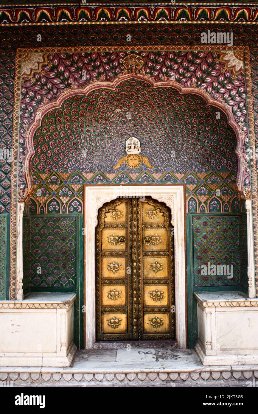The Rose Gate at the Chandra Mahal, Jaipur City Palace, Rajasthan ...