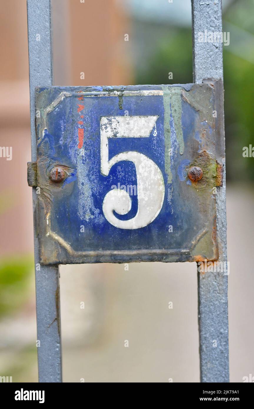 Number vertical hi-res stock photography and images - Alamy