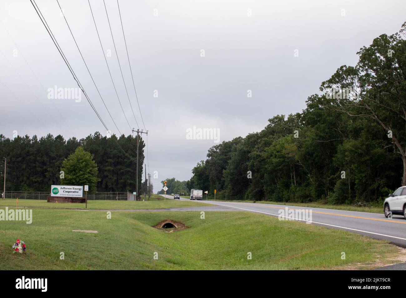 Augusta, Ga USA - 05 21 21: Jefferson Electric street sign and traffic ...
