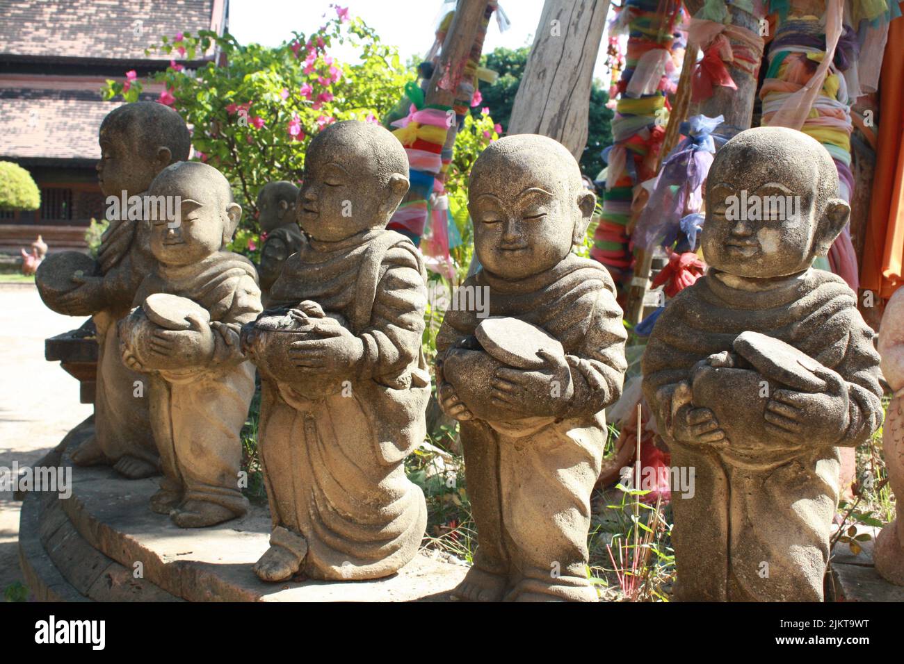 Stone monks statues hi-res stock photography and images - Alamy