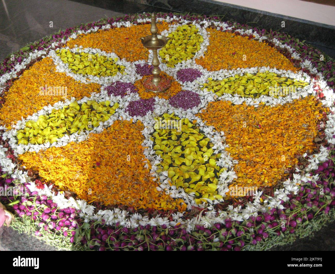 Hermoso Onam Pookalam Floral