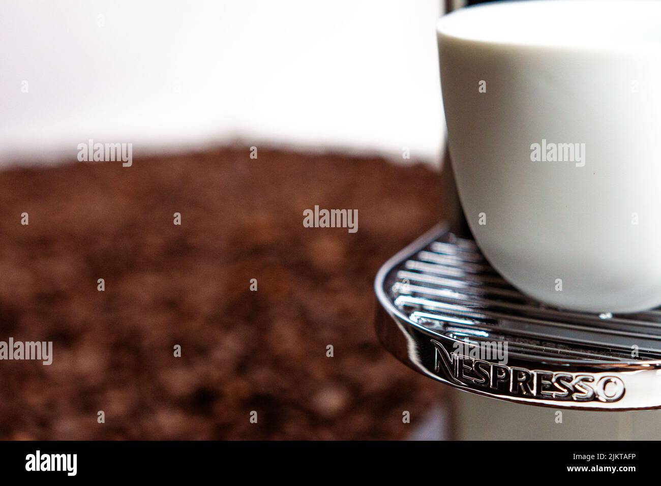 Machine nespresso hi-res stock photography and images - Alamy