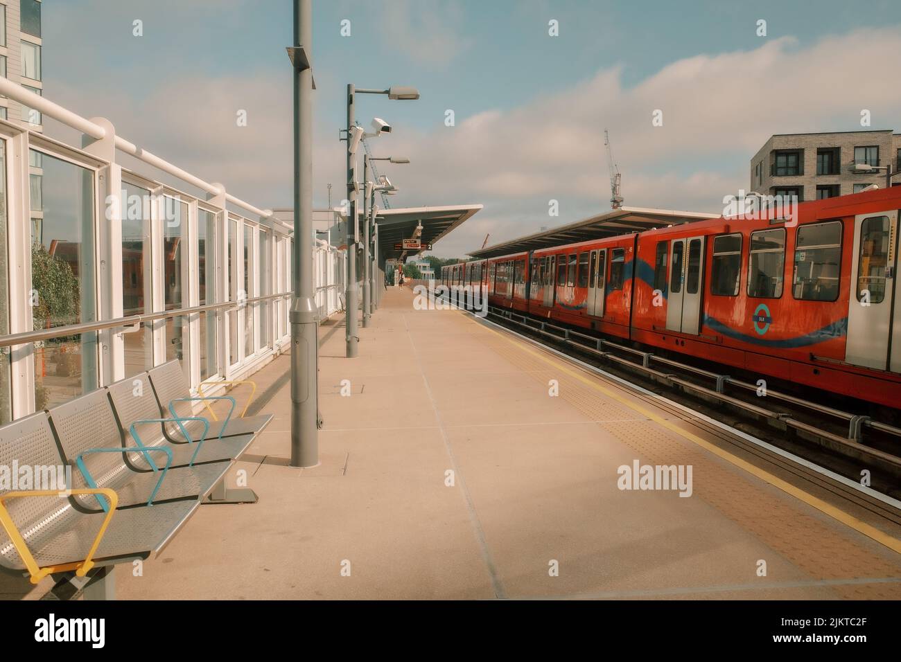 Building of the railways hi-res stock photography and images - Alamy