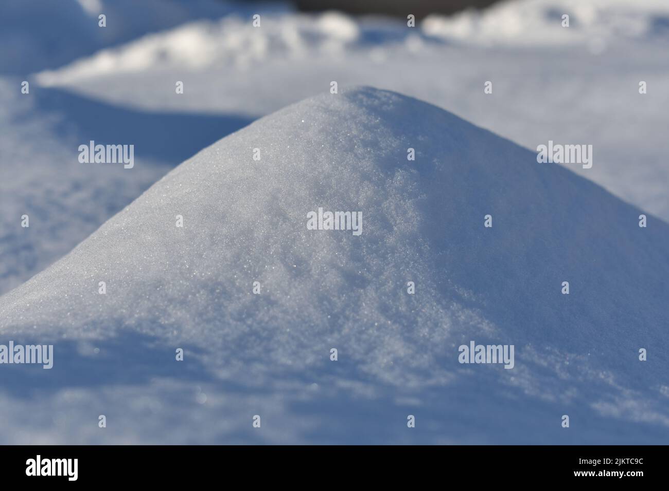 Accumulated ice hi-res stock photography and images - Alamy