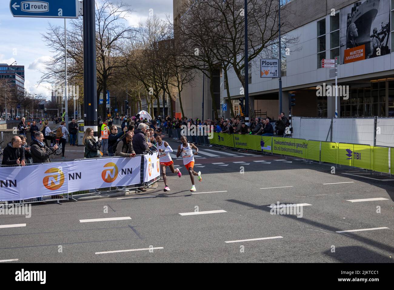 Marathon Rotterdam 2022 Abdi Nageeye and Leul Gebreselassie final ...