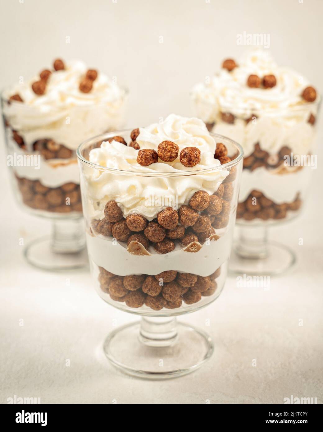 Cereal milk ice cream hi-res stock photography and images - Alamy