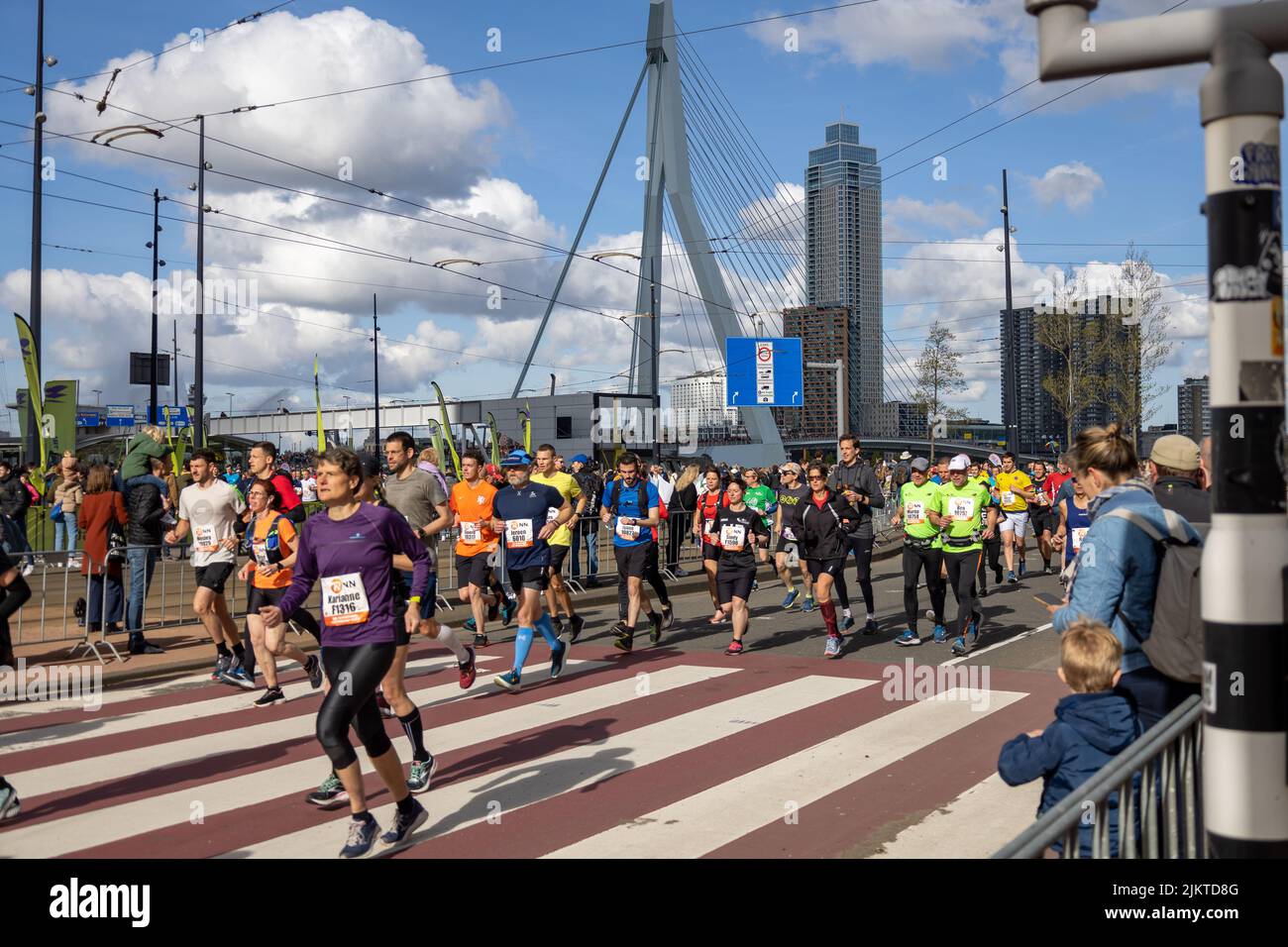 Runners of the 2022 marathon of Rotterdam Stock Photo - Alamy