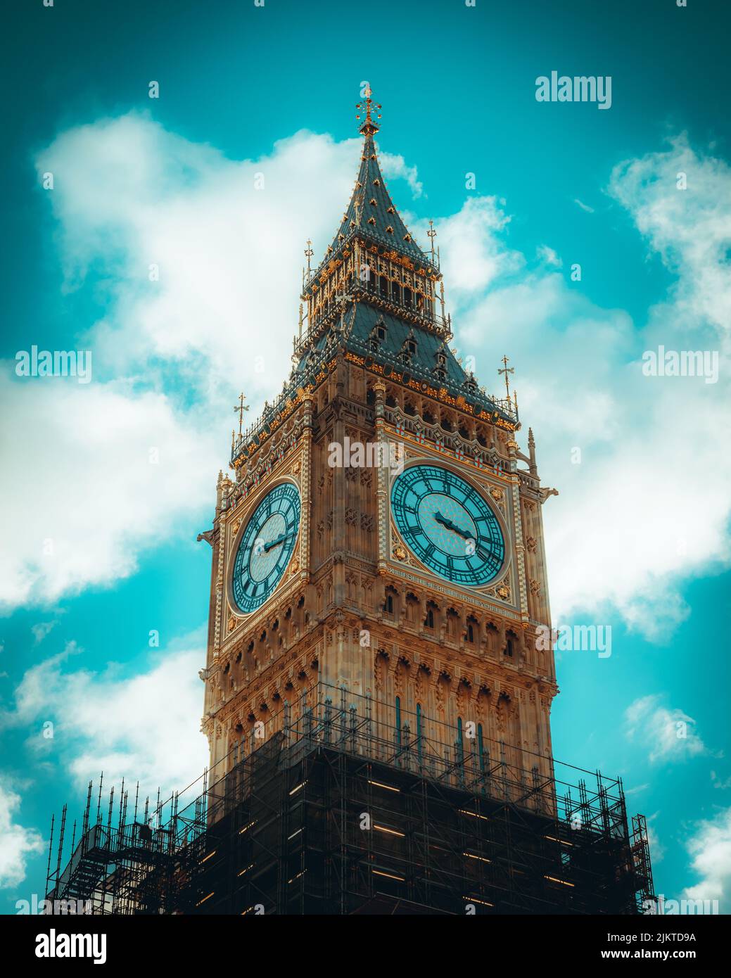 Big ben building hi-res stock photography and images - Alamy
