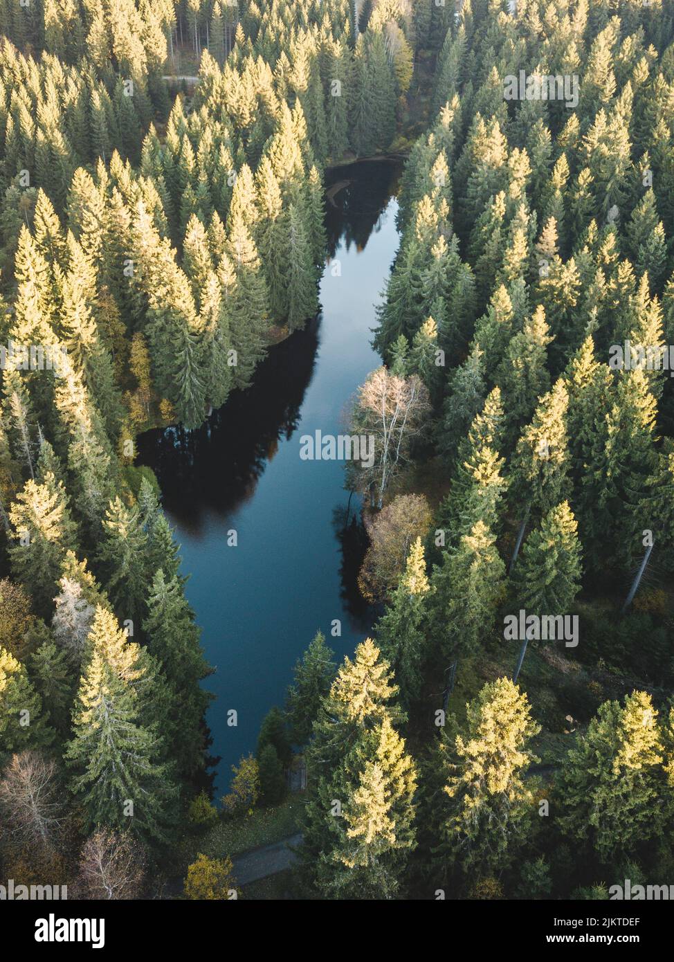 Aerial shot idyllic lake mountain hi-res stock photography and images ...