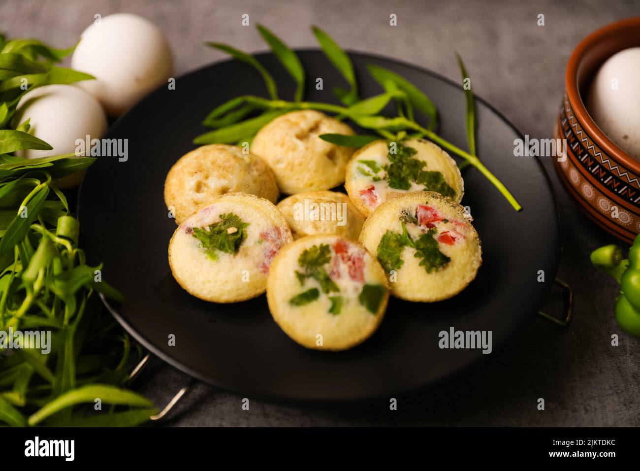 Panipuri hi-res stock photography and images - Alamy