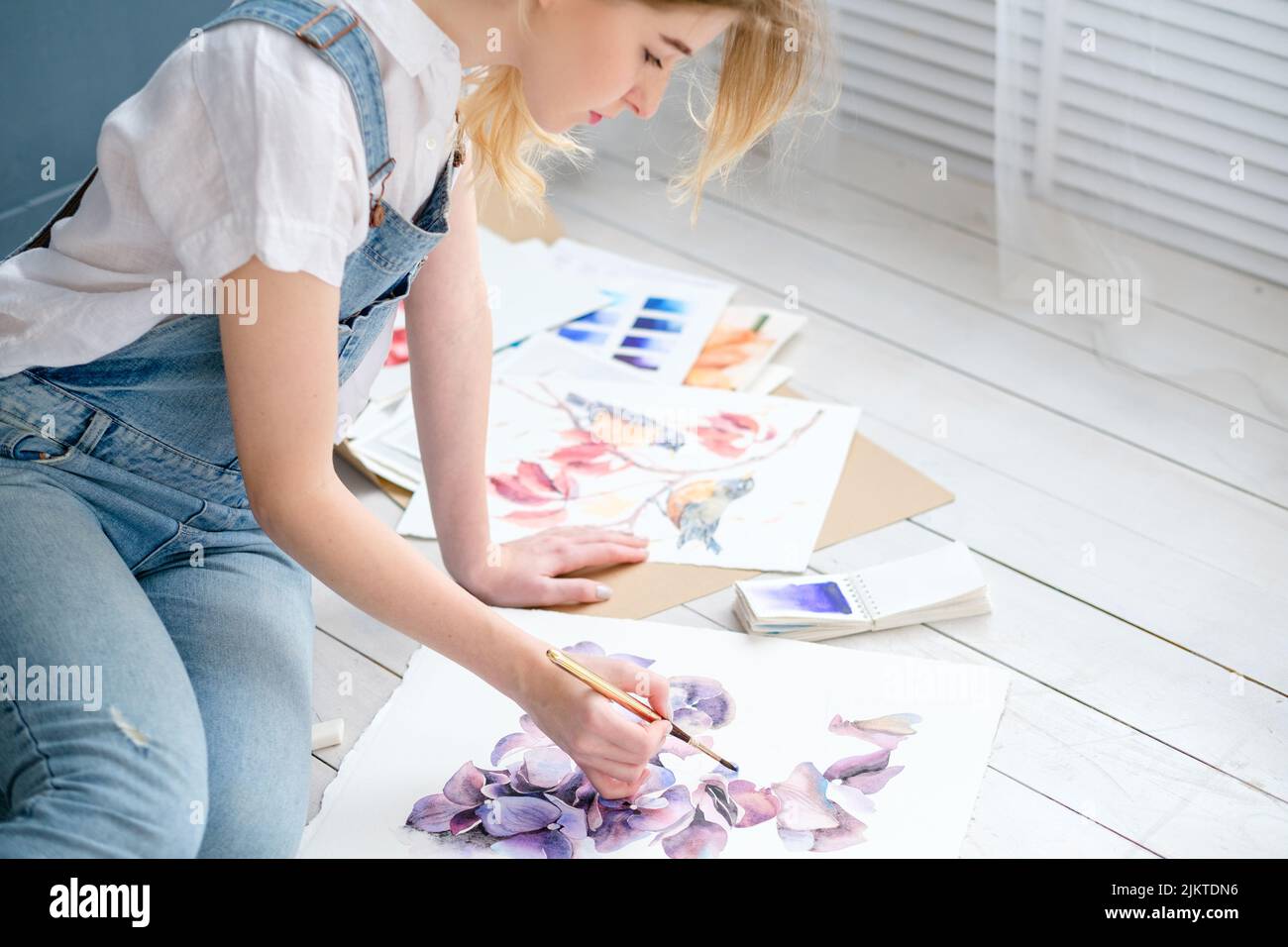 art lifestyle drawing self expression girl picture Stock Photo - Alamy