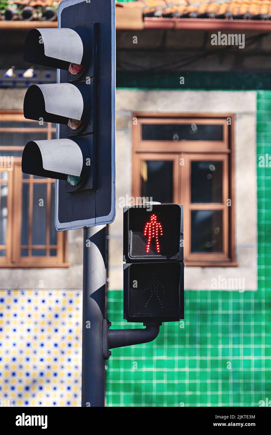 Pedestrian cross signal timer hi-res stock photography and images - Alamy