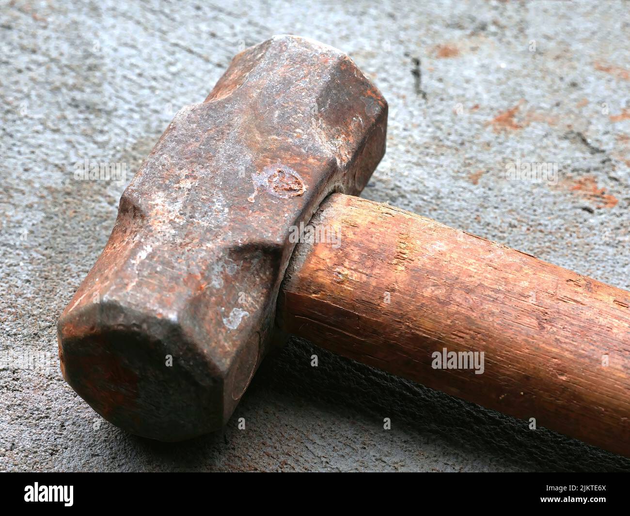 Old metallic hammer hi-res stock photography and images - Alamy