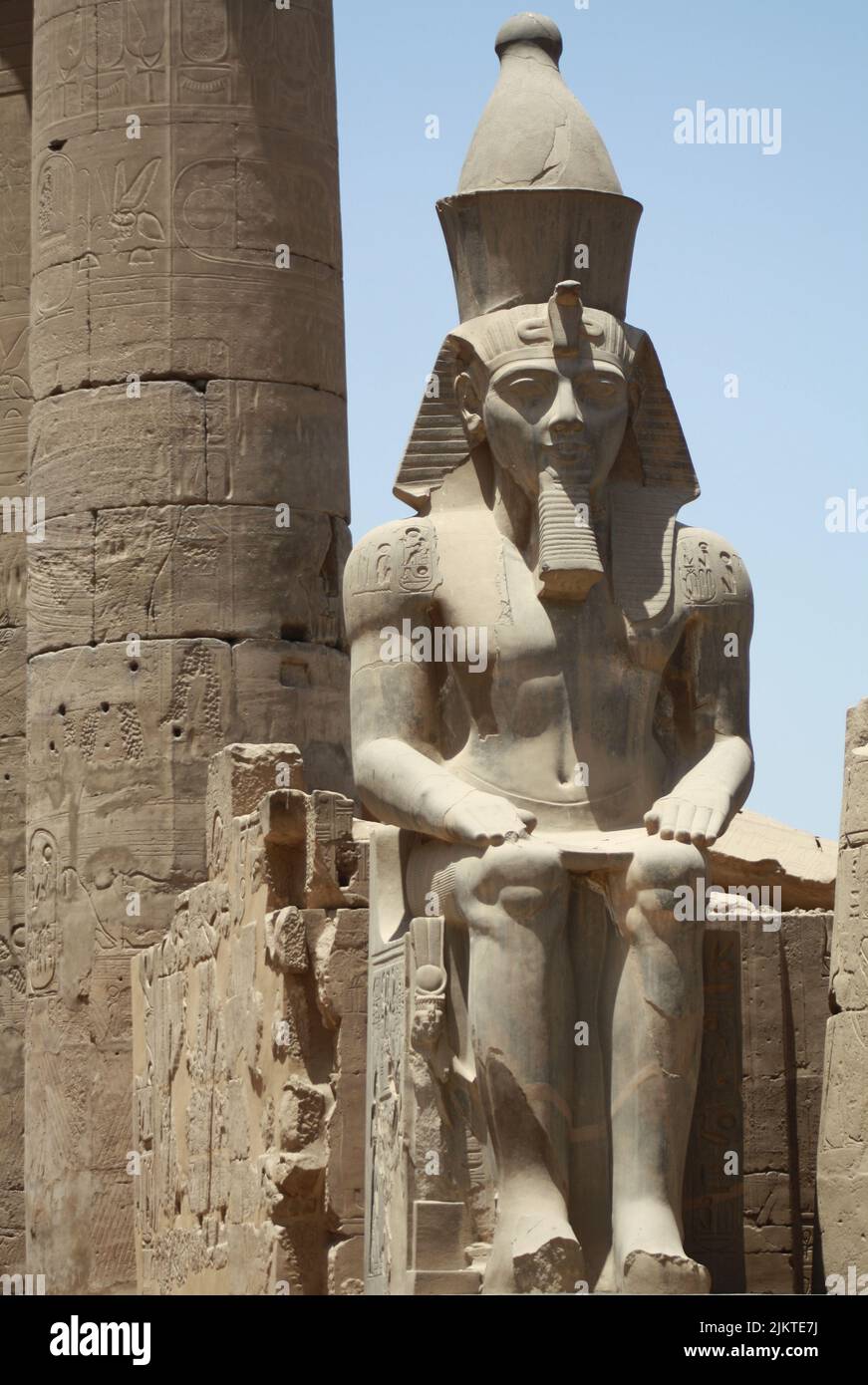 STATUE OF RAMESSES II IN LUXOR TEMPLE Stock Photo - Alamy
