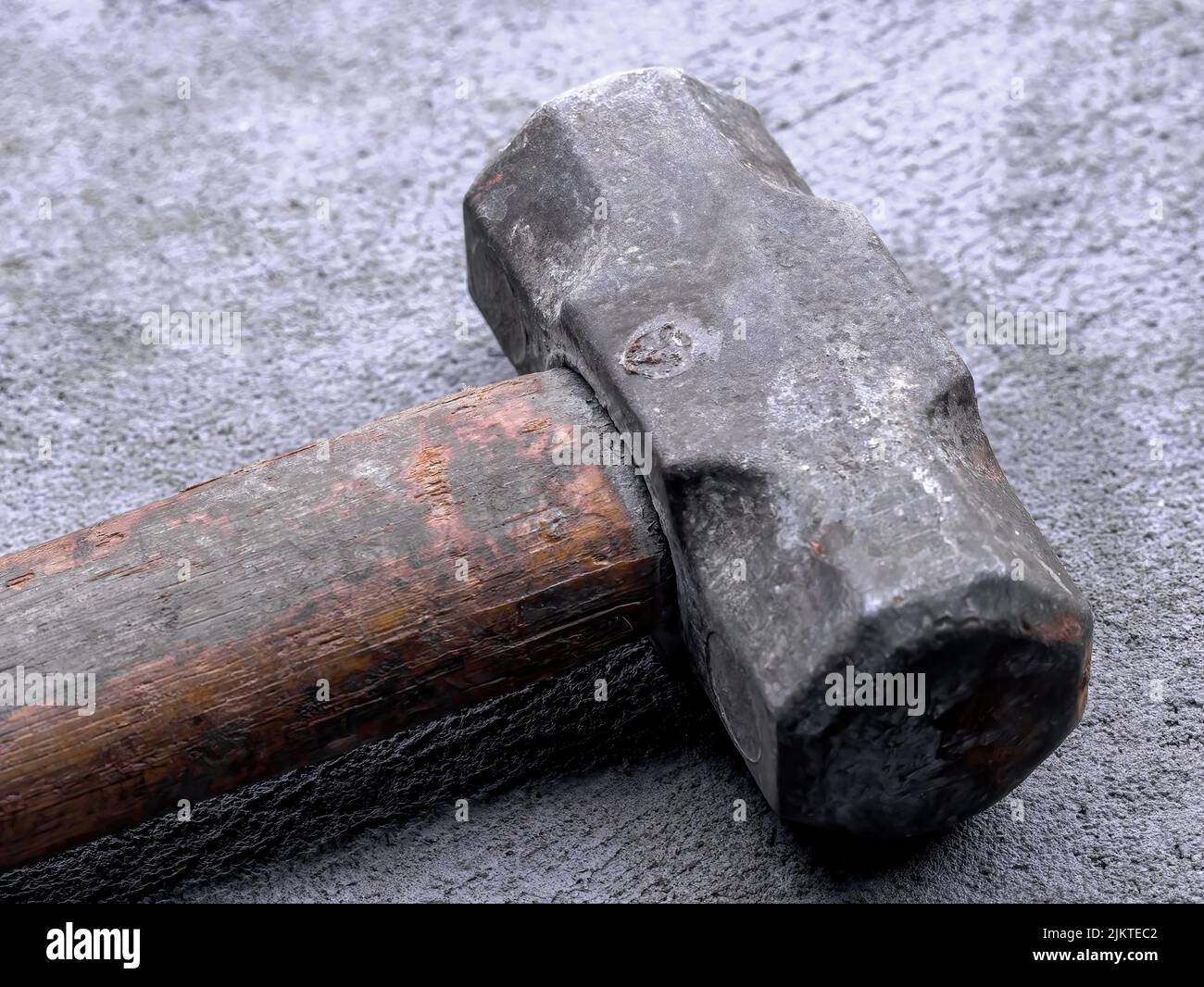 Old metallic hammer hi-res stock photography and images - Alamy