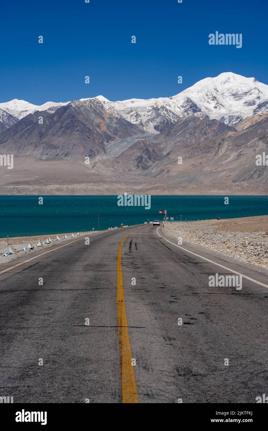 Baisha lake hi-res stock photography and images - Alamy