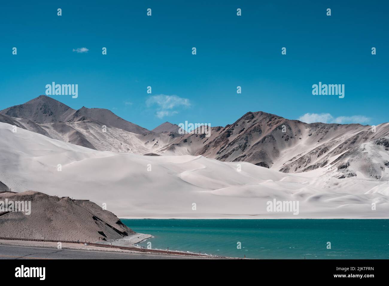 Baisha lake hi-res stock photography and images - Alamy
