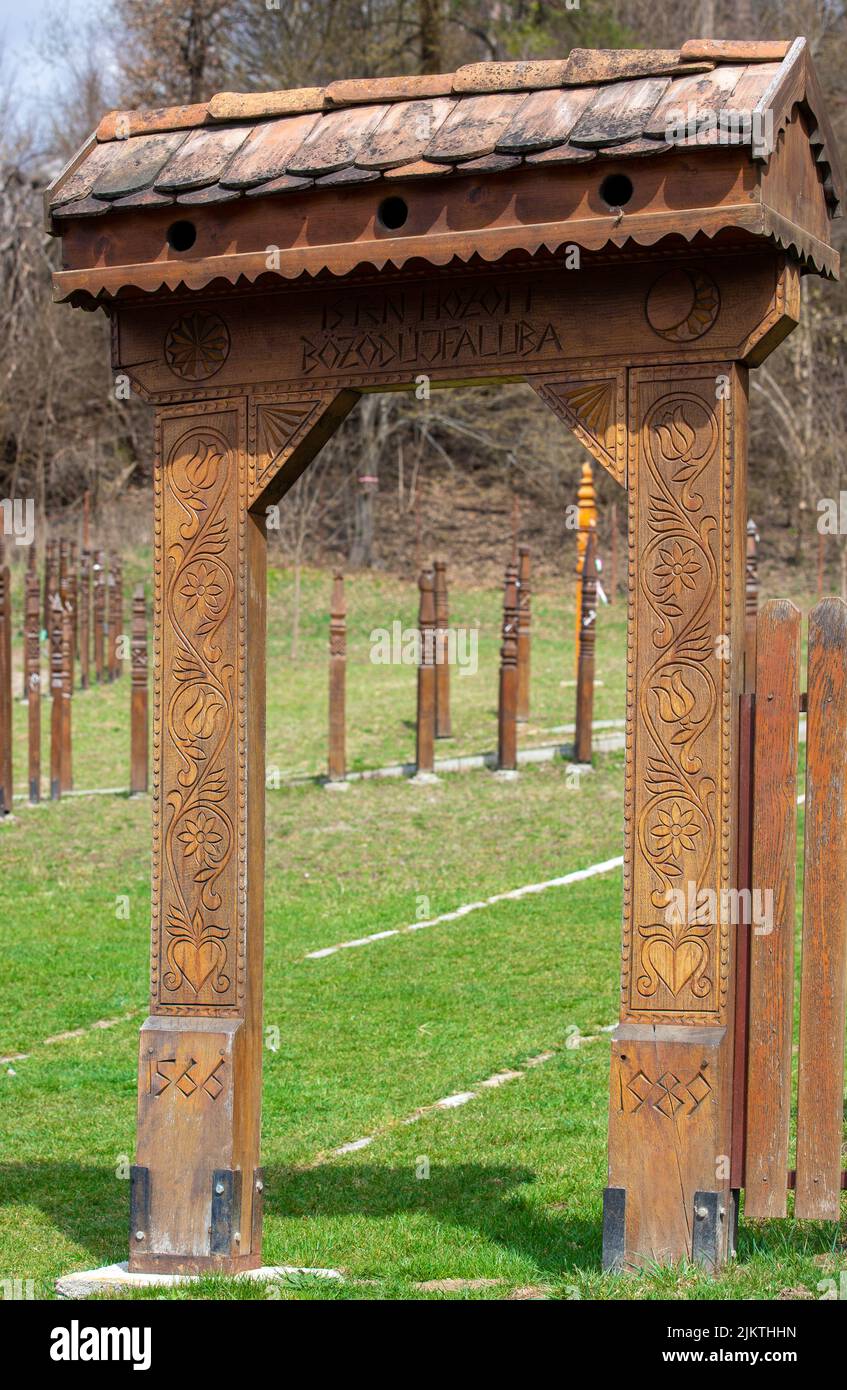 Wood gate traditional architecture hi-res stock photography and images ...