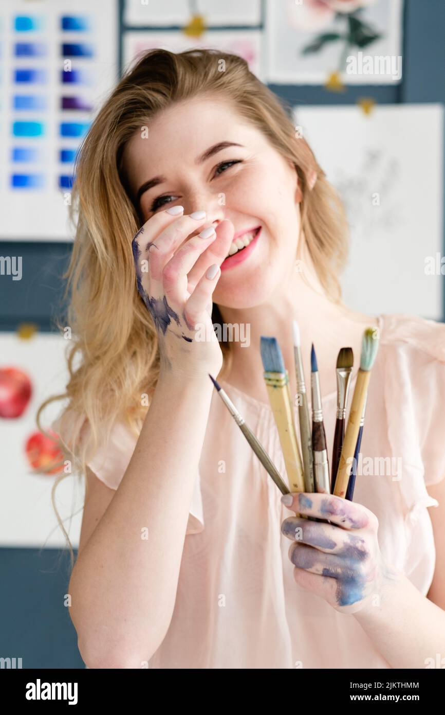 art lifestyle drawing self expression girl picture Stock Photo - Alamy