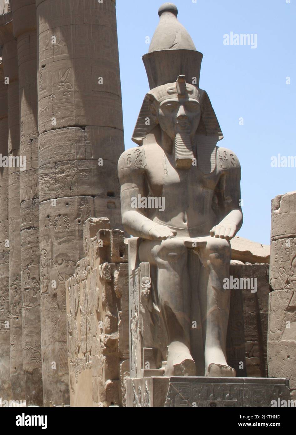 STATUE OF RAMESES II IN LUXOR TEMPLE Stock Photo - Alamy