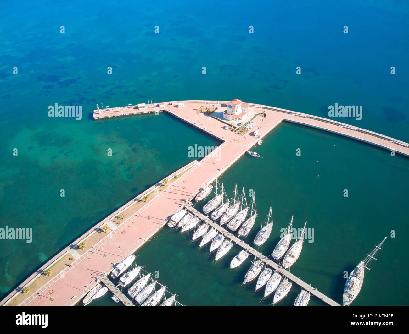 Boats bird's eye view hi-res stock photography and images - Alamy