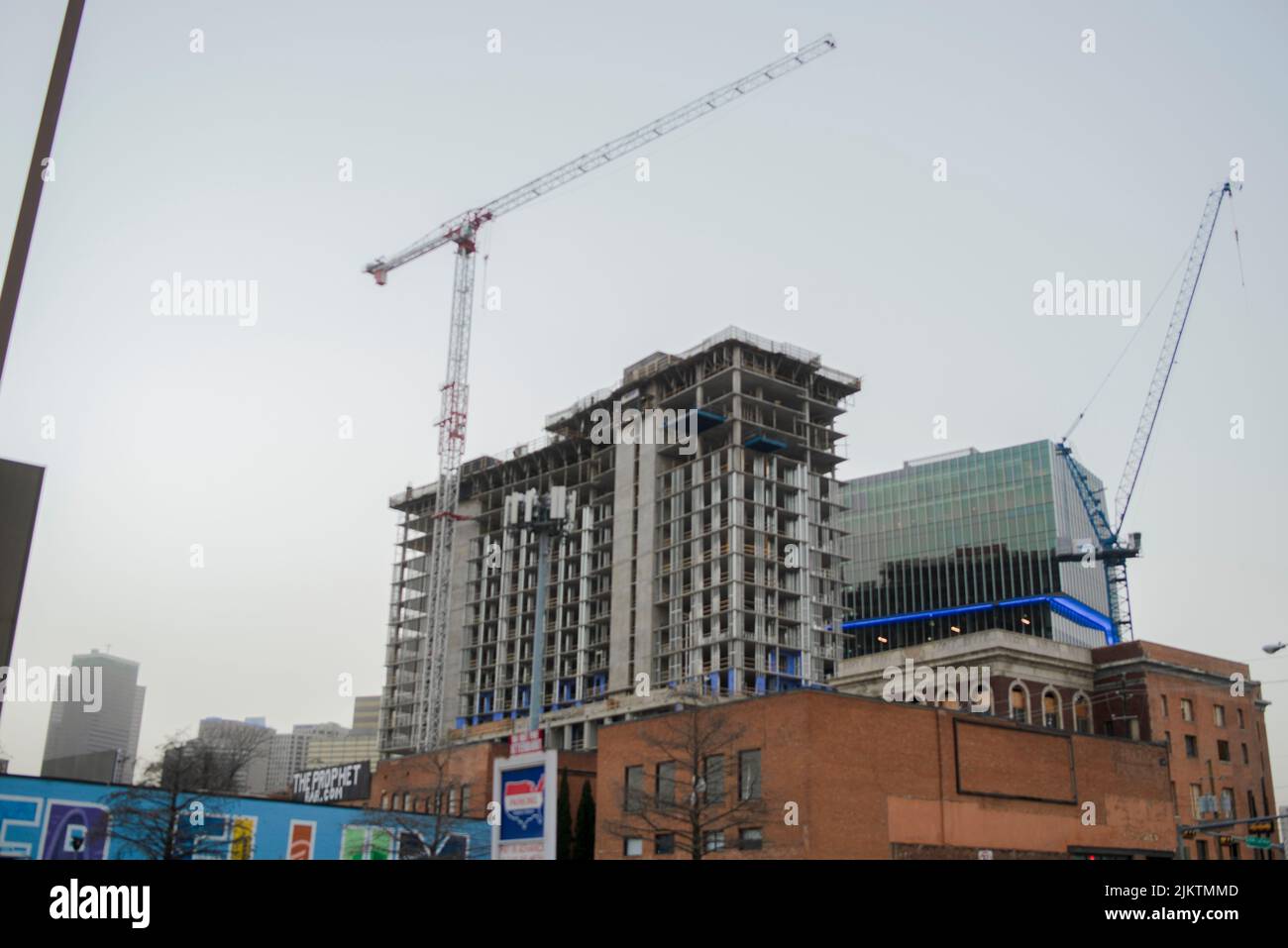 A building undergoing construction phase in Dallas Stock Photo - Alamy