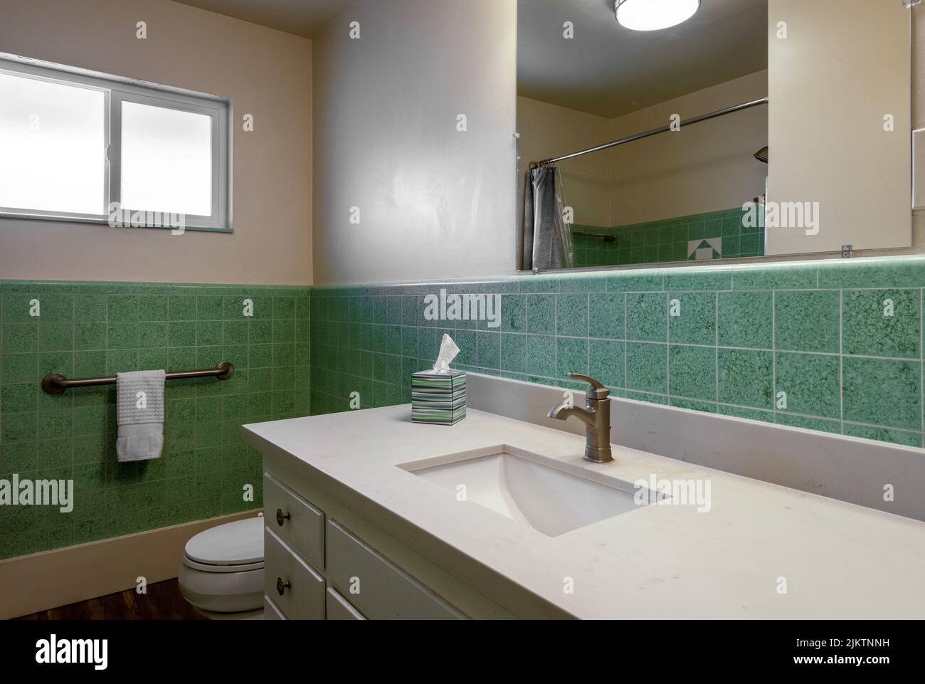 Beautiful modern interior of bathroom hi-res stock photography and ...