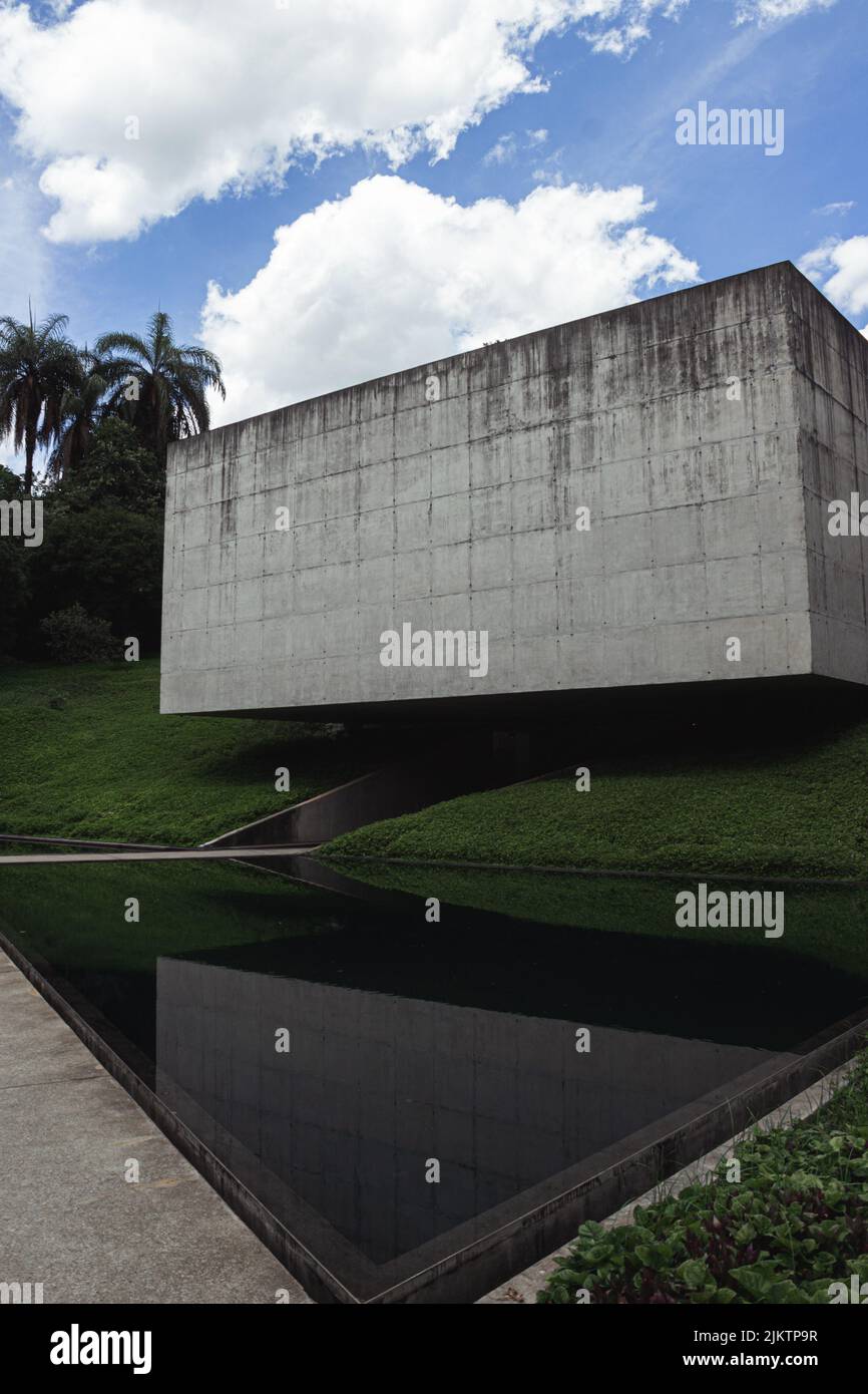 Inhotim museum hi-res stock photography and images - Alamy