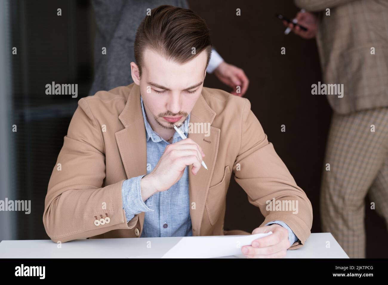 Serious workplace hi-res stock photography and images - Alamy