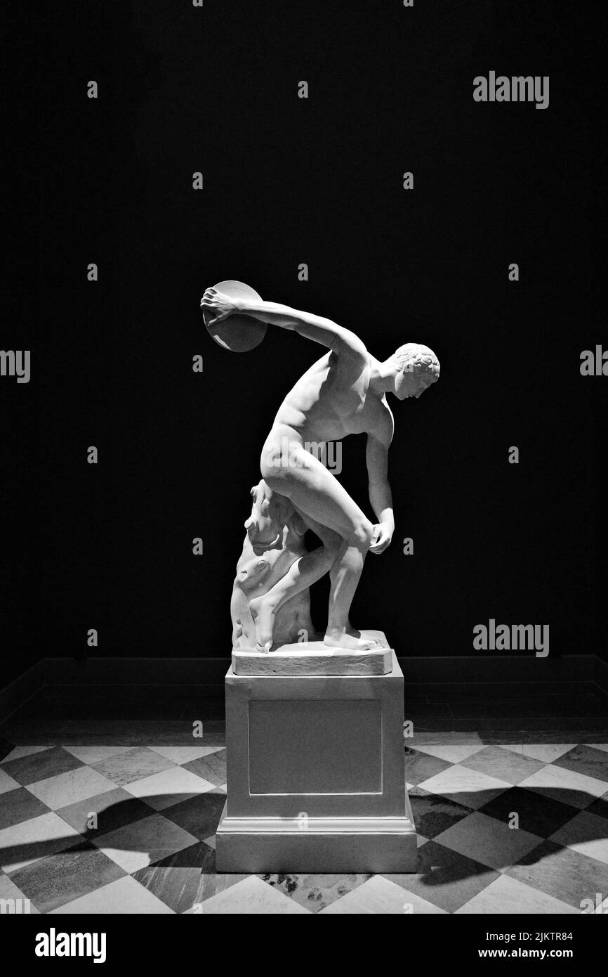 Myron The Discobolus