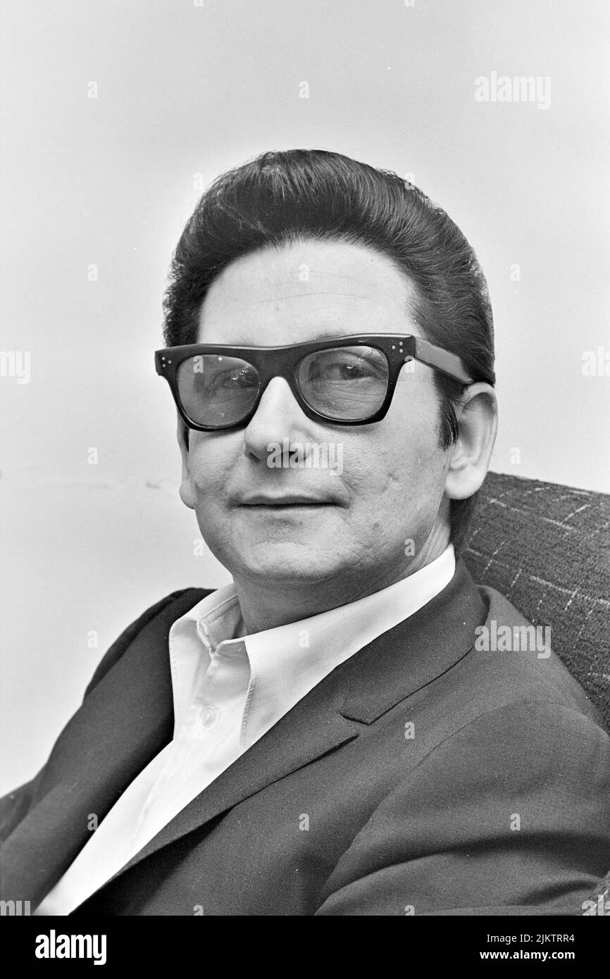 ROY ORBISON (1936-1988) American singer in October 1968. Photo: Tony ...