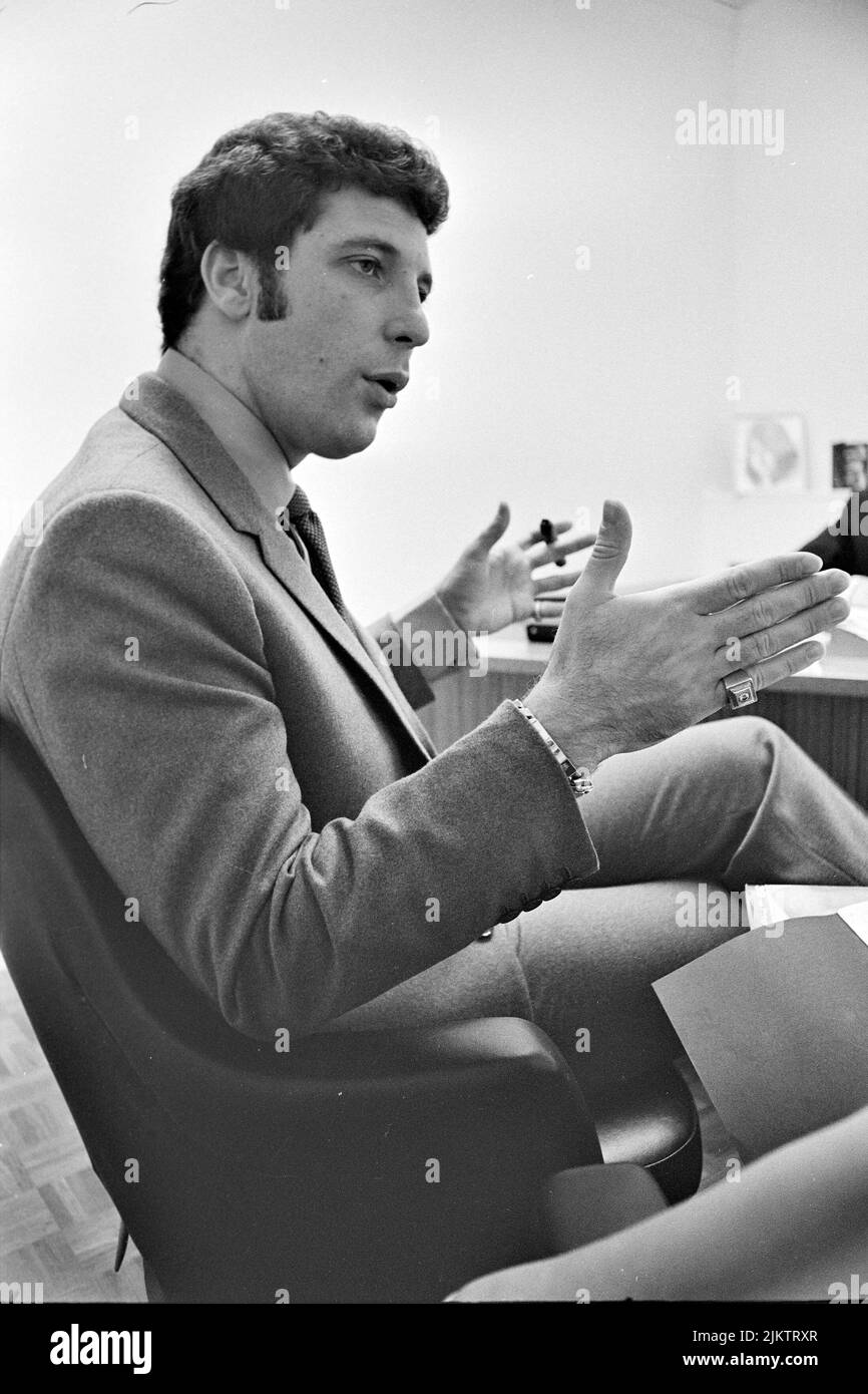TOM JONES Welsh singer in October 1968. Photo: Tony Gale Stock Photo ...