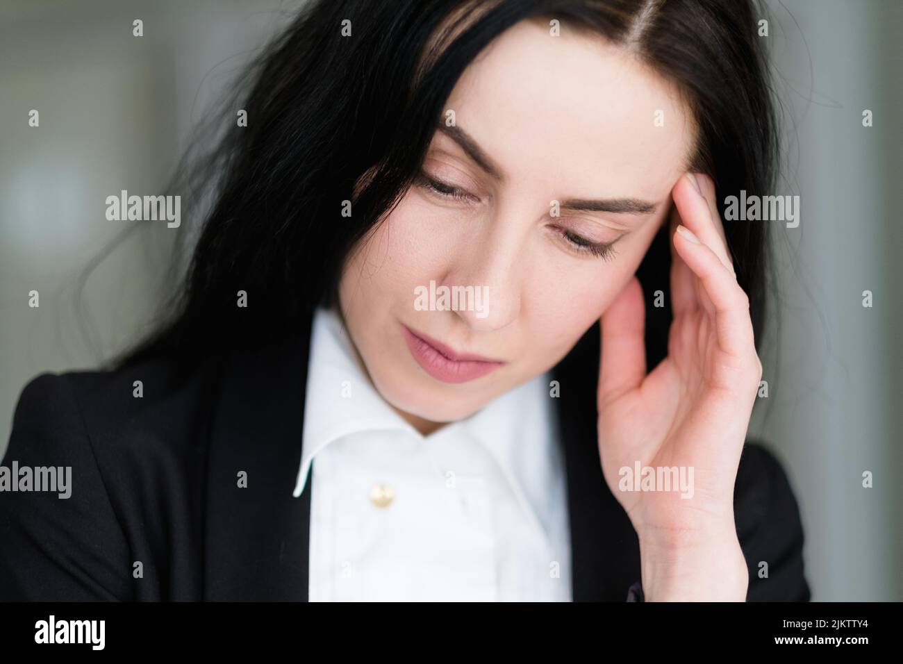 Wistful expression hi-res stock photography and images - Alamy