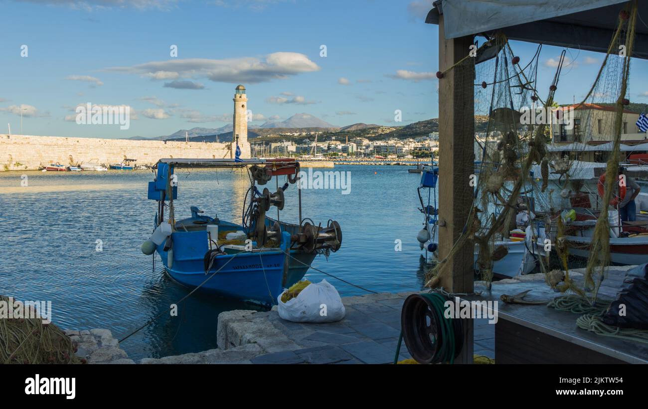 Griechenland fischerboot hi-res stock photography and images - Alamy