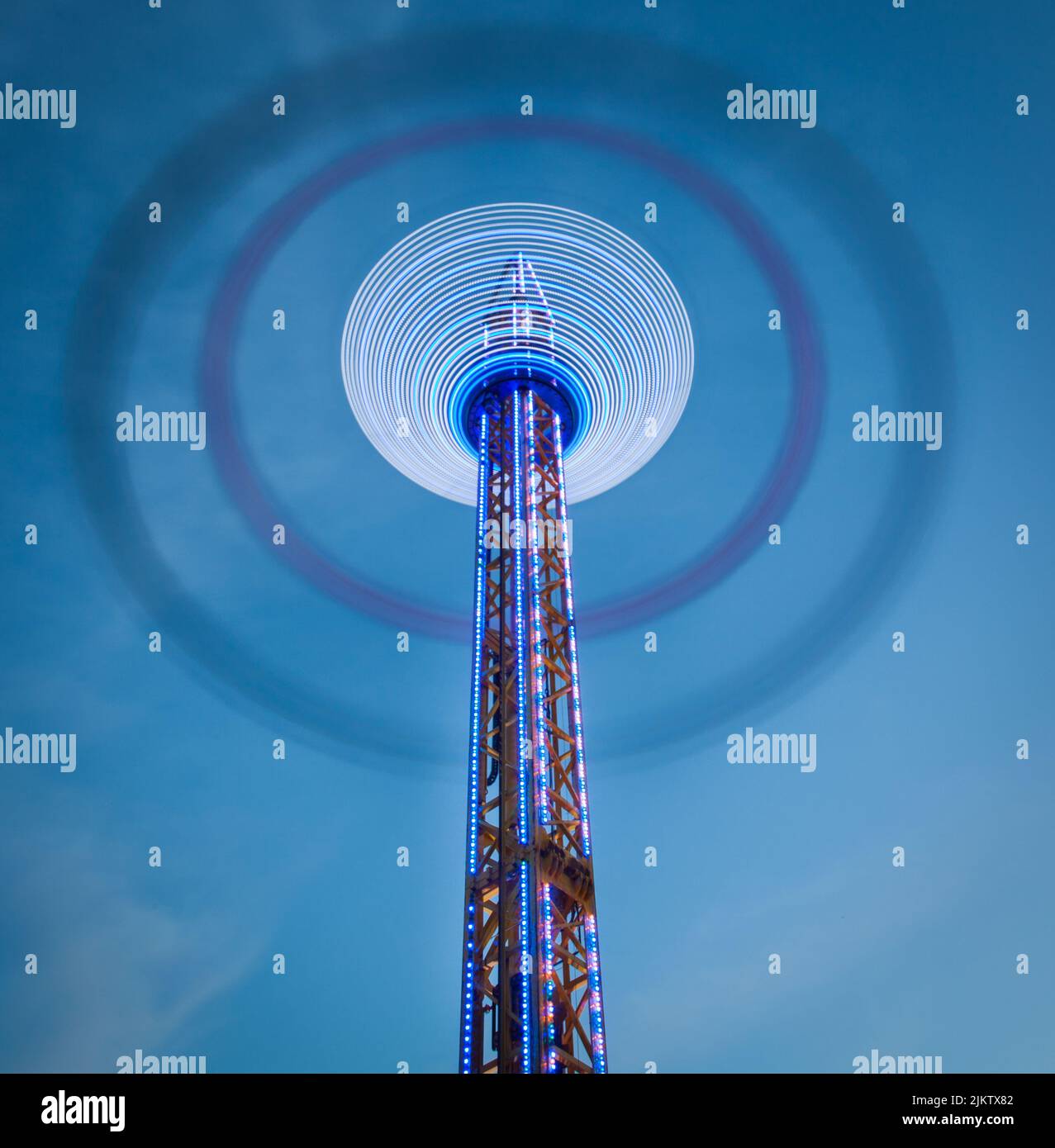 Light traces from the flying chair ride at St Giles Fair, Oxford ...