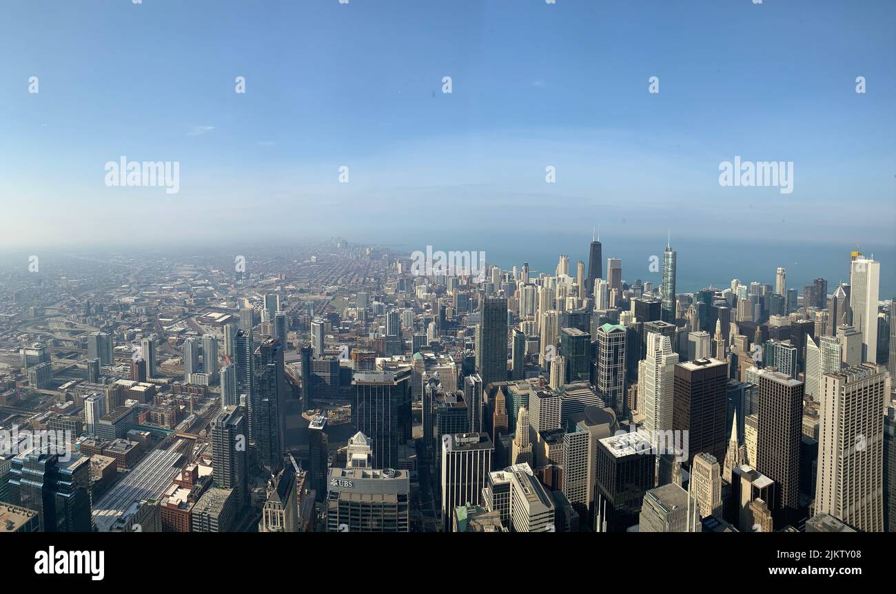 Skydeck hi-res stock photography and images - Alamy