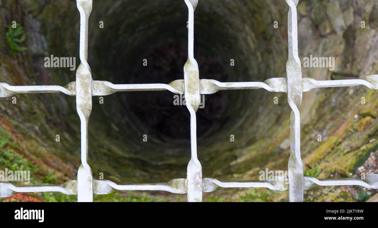 Lattice building hi-res stock photography and images - Alamy