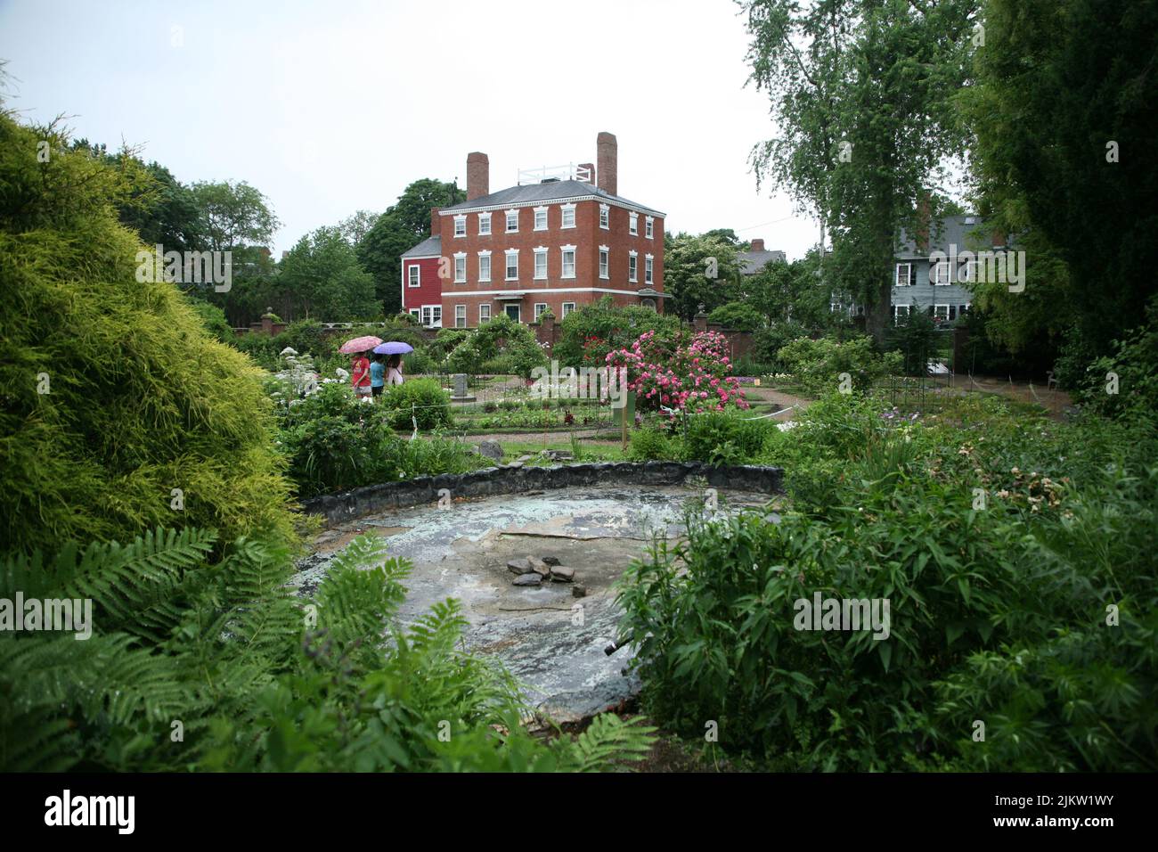 A beautiful view of the Ropes Mansion and Garden in Salem ...